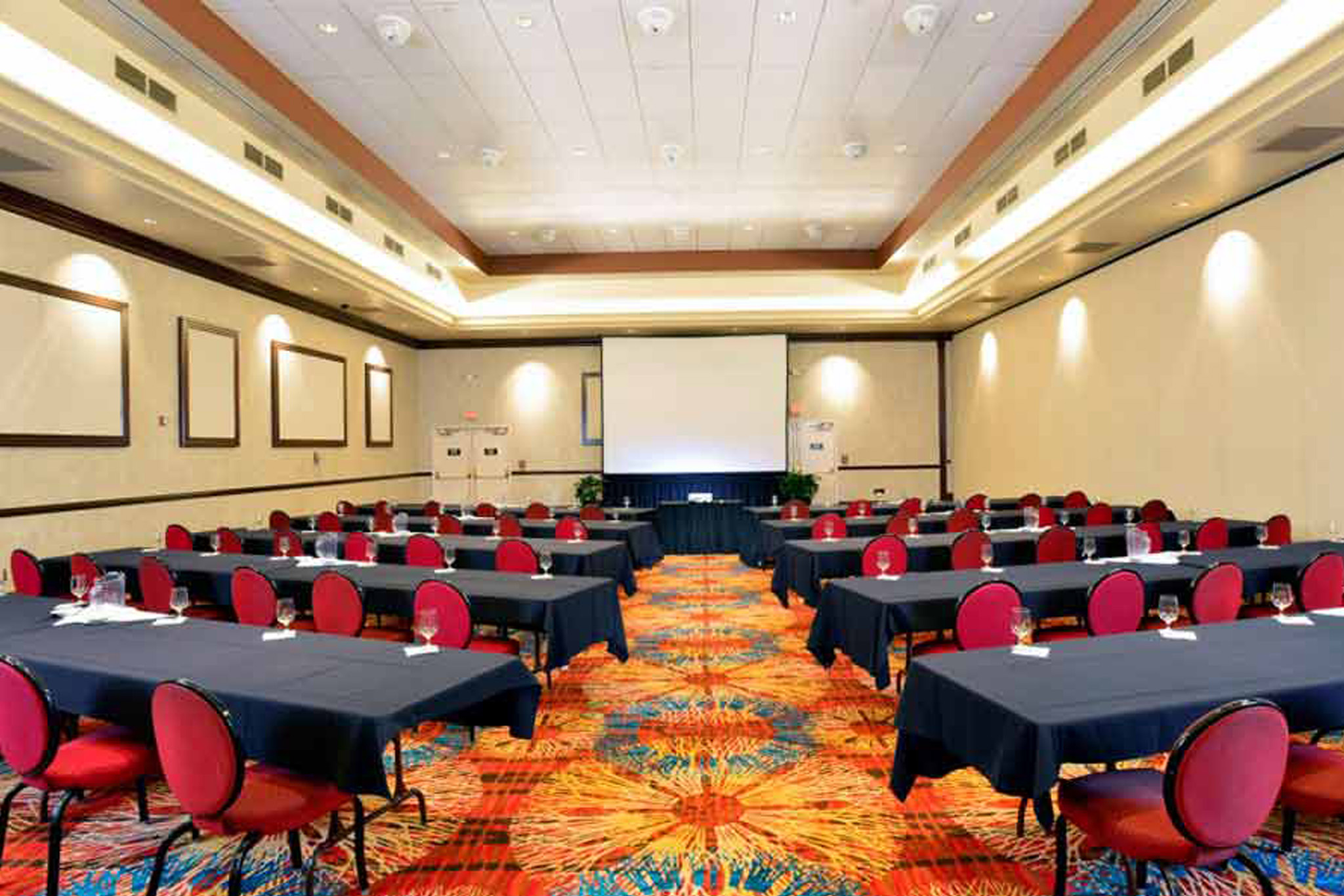 Amenities - Seven Feathers Casino