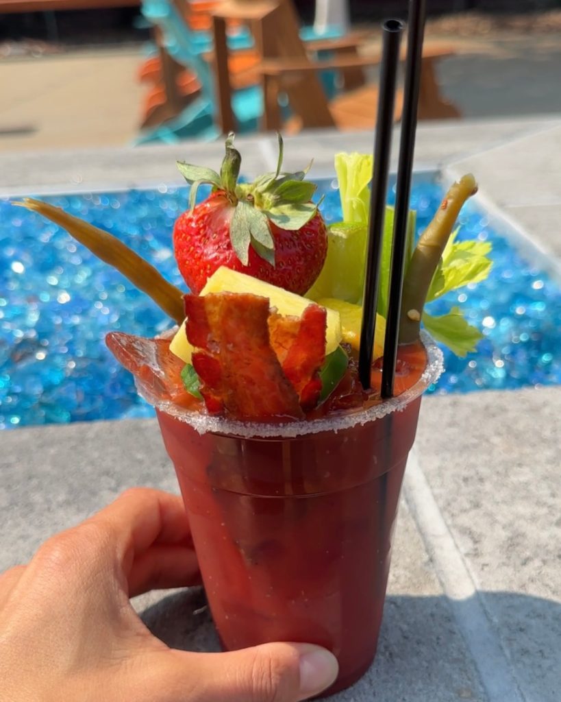 Visit Exit 99 - Seven Feathers Casino